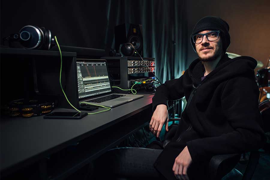 ¿Cual es el Mejor Software para DJ? Nuestra Guía 2026